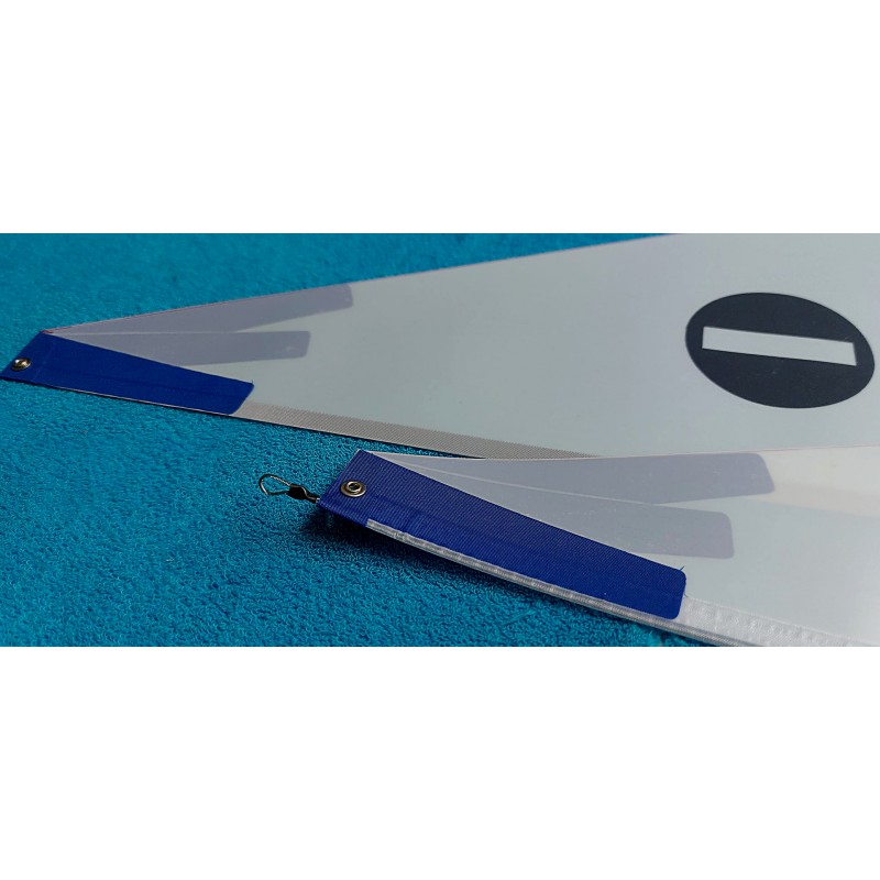 IOM Rigging Set of A sails for Couleur Guindant White Guindant de ...