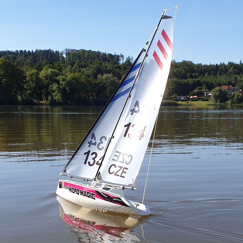 Micro Magic sails 1 PG Modélisme Couleur Guindant White Renfort Pink